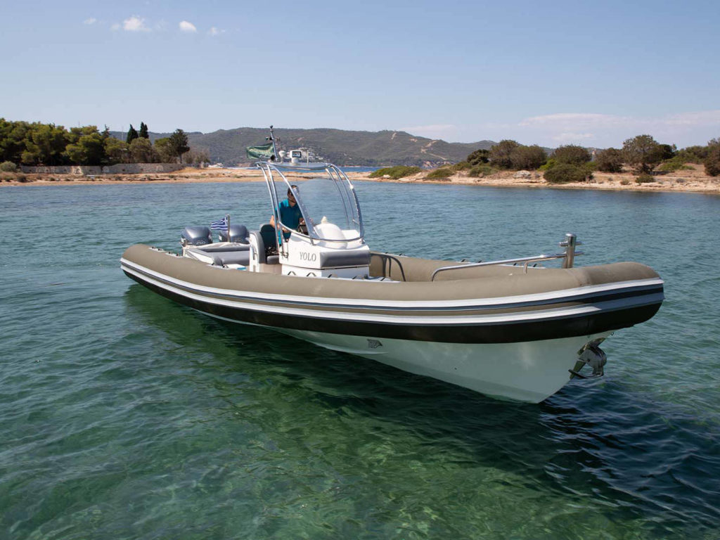 Rent motor boat Iron Hawke in Greece – BOATICO Yacht Charter