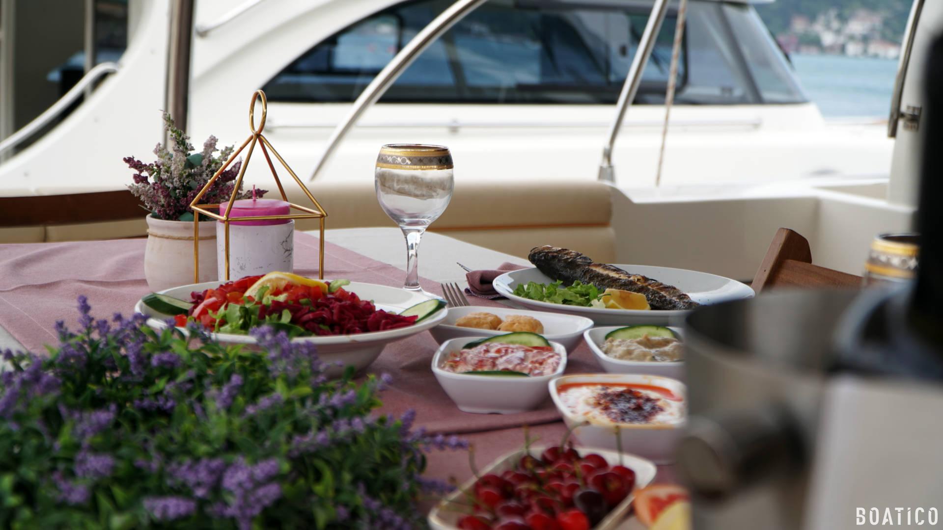Rent motoryacht Defne Sultan in Turkey – BOATICO Yacht Charter